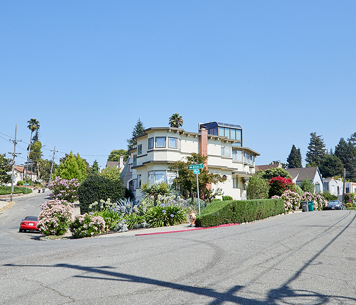 Redwood Heights - Area Info | Red Oak Realty