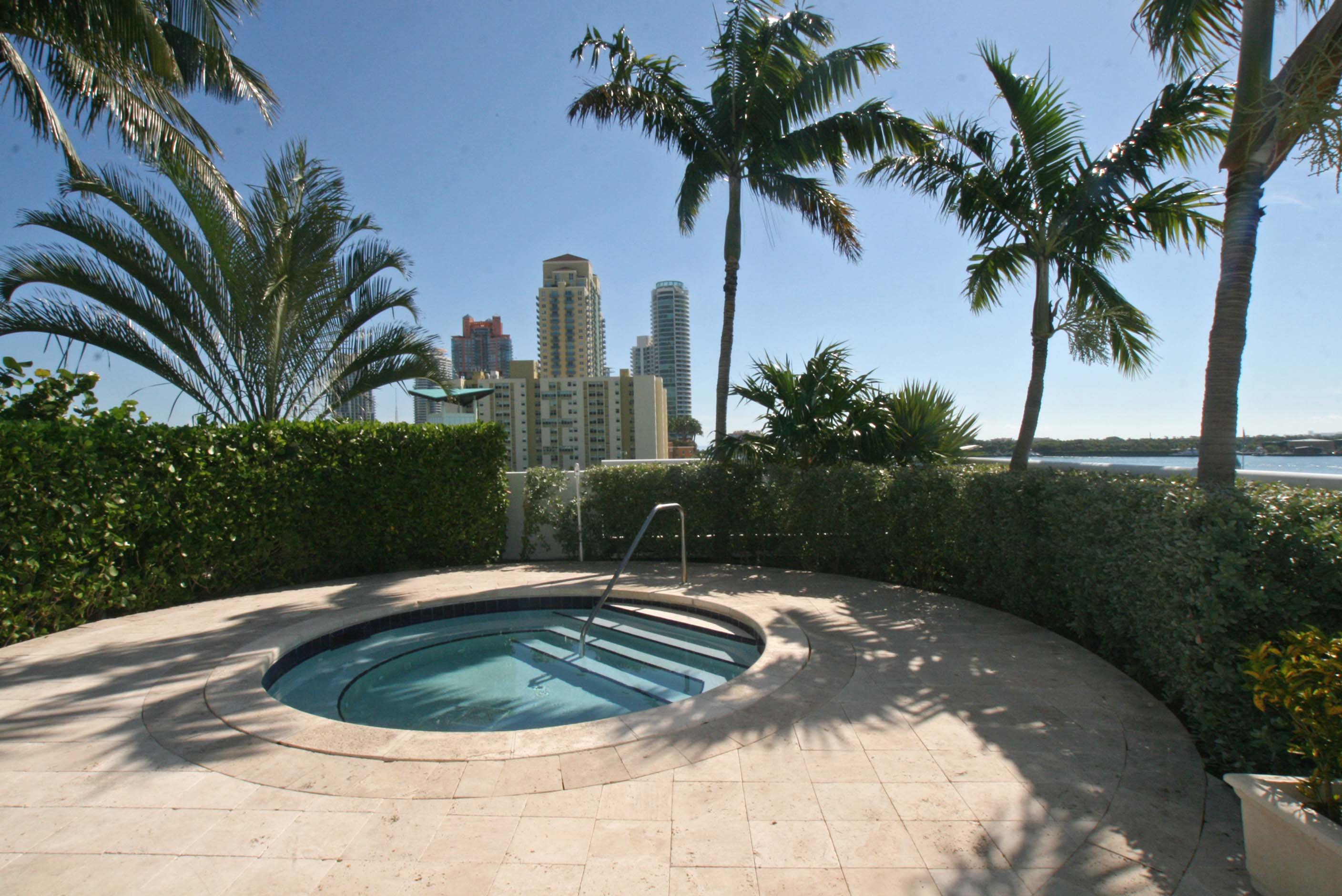 Murano Grande | ONE Sotheby's International Realty