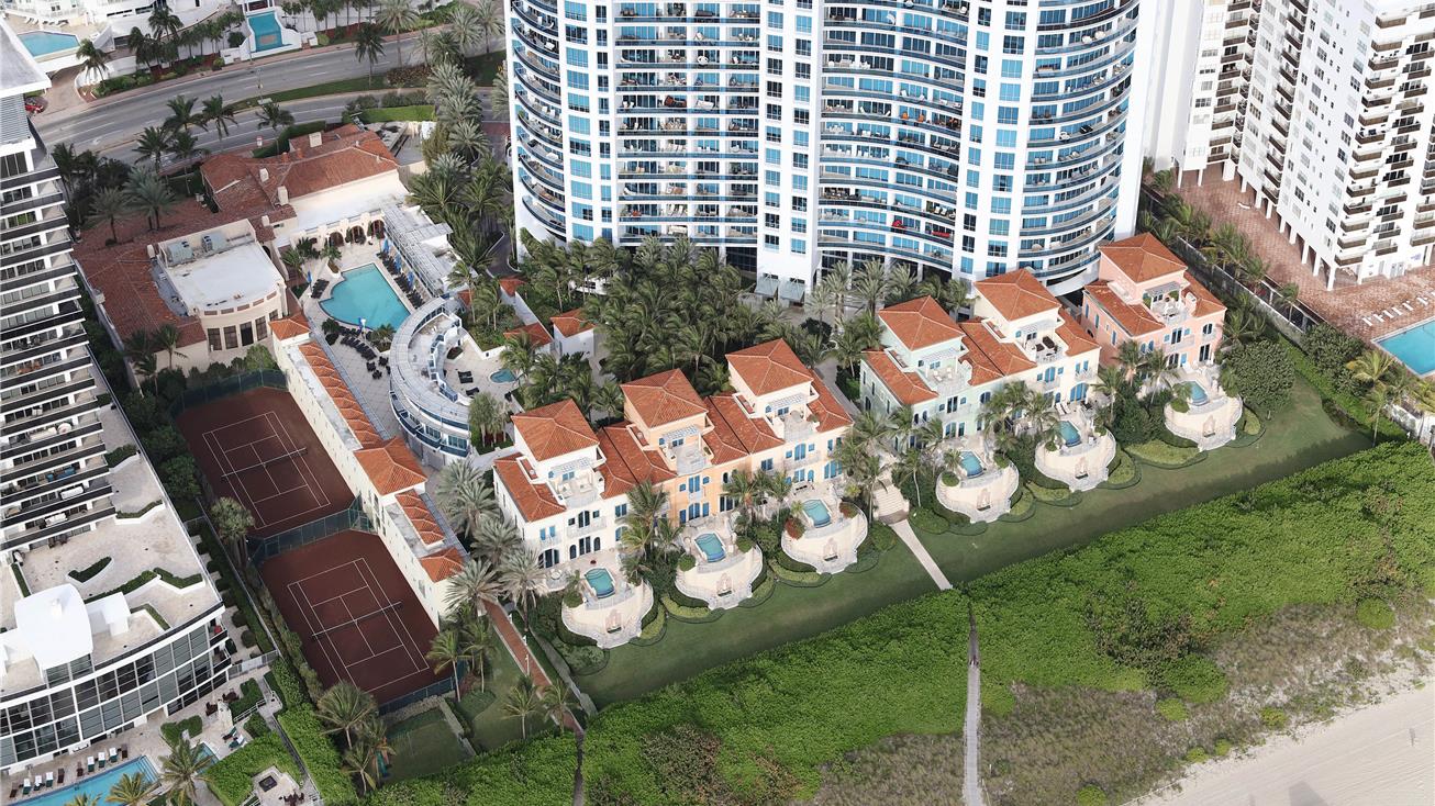 Bath Club | ONE Sotheby's International Realty