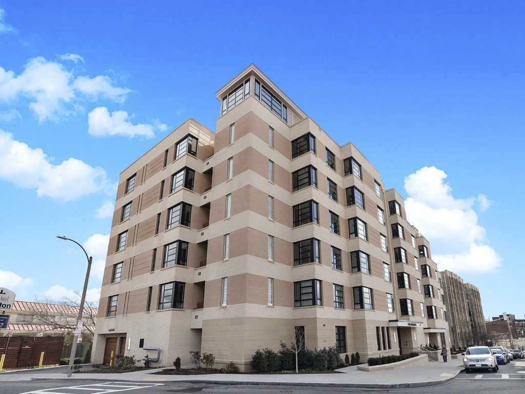 The Aberdeen New Luxury Condos For Sale & Rent in Boston's Brighton Area