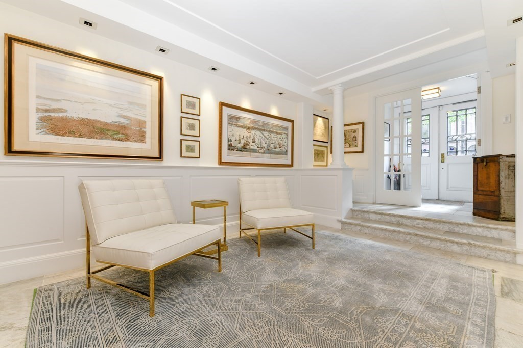 128 Beacon Luxury Condos in Back Bay Boston