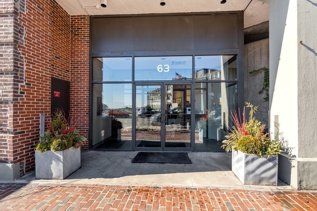 Prince Luxury Condos Waterfront Boston For Sale and For Rent