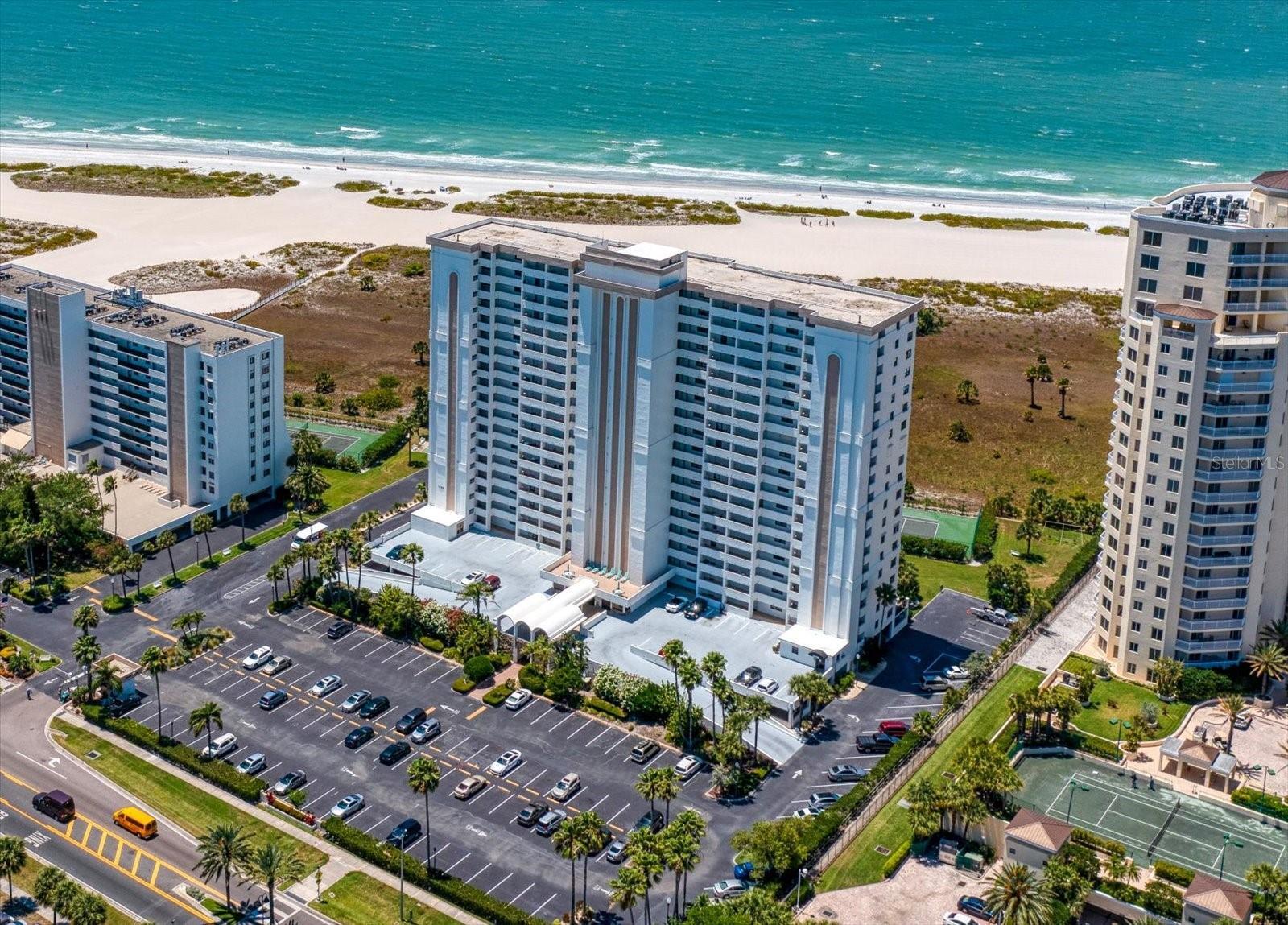 Landmark Towers I & II | The Pierson Group