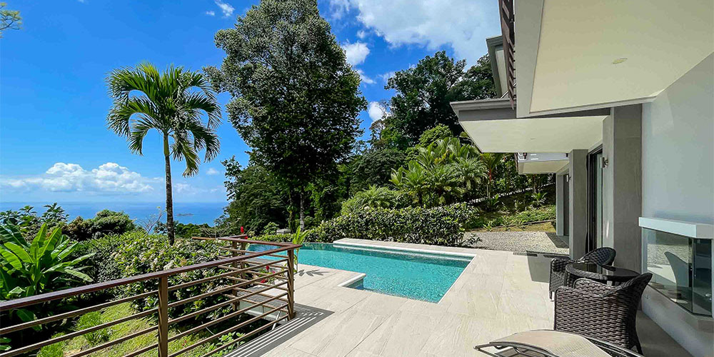 Blue Pinuela Maravilla A design masterpiece in Dominical