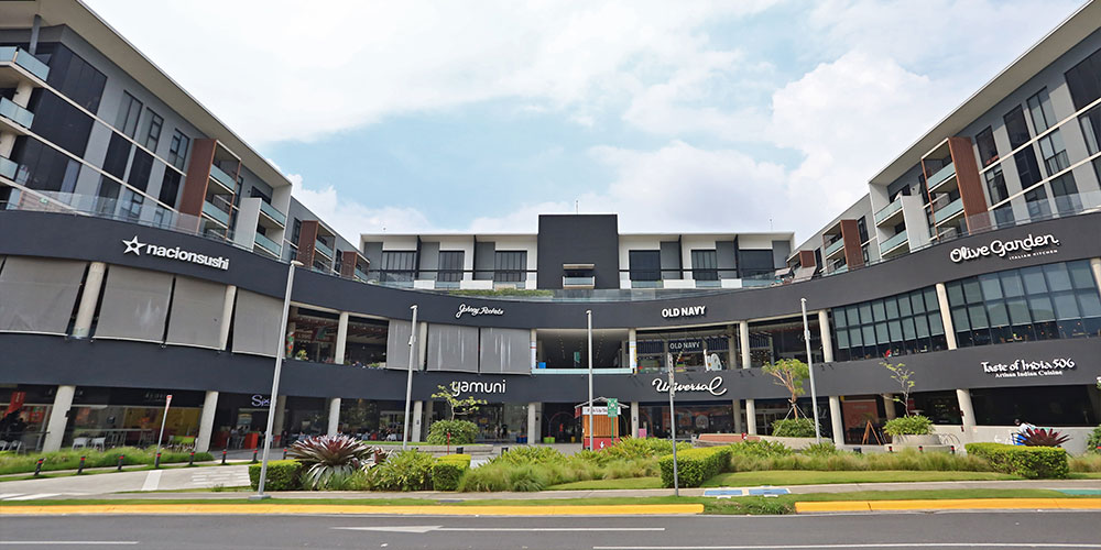 Escazu Village: A Modern Lifestyle Hub